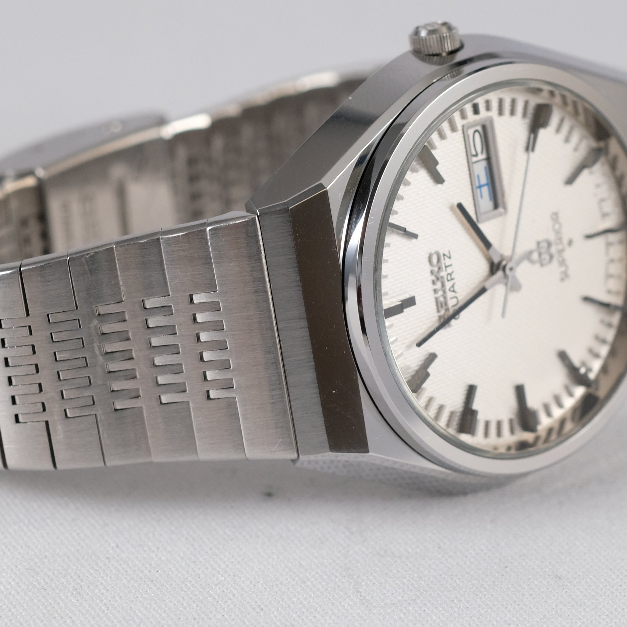 1977 Seiko Superior 4883-8100 – TokeiMedic