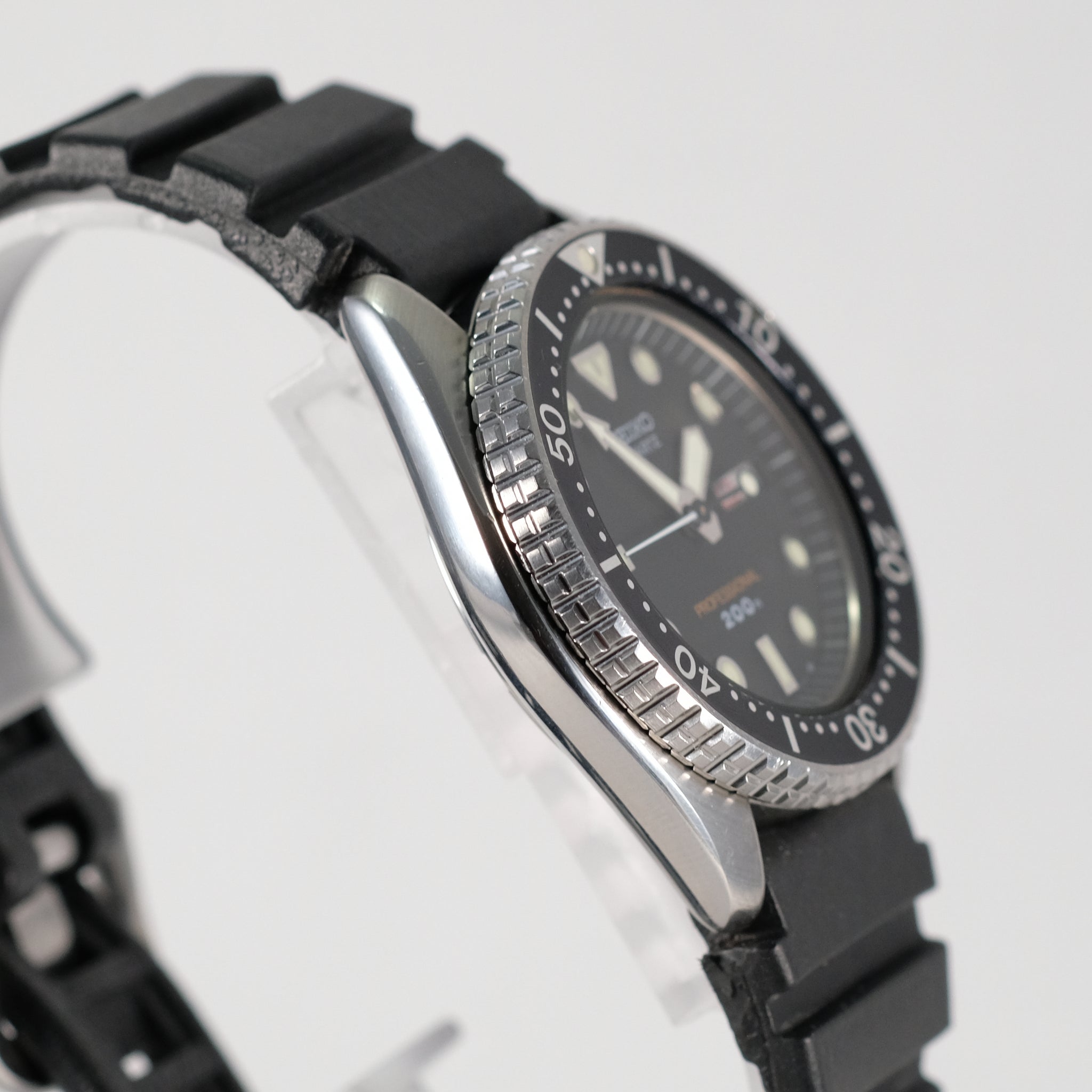 1985 Seiko Quartz Professional 200m Diver 6458-6020 – TokeiMedic