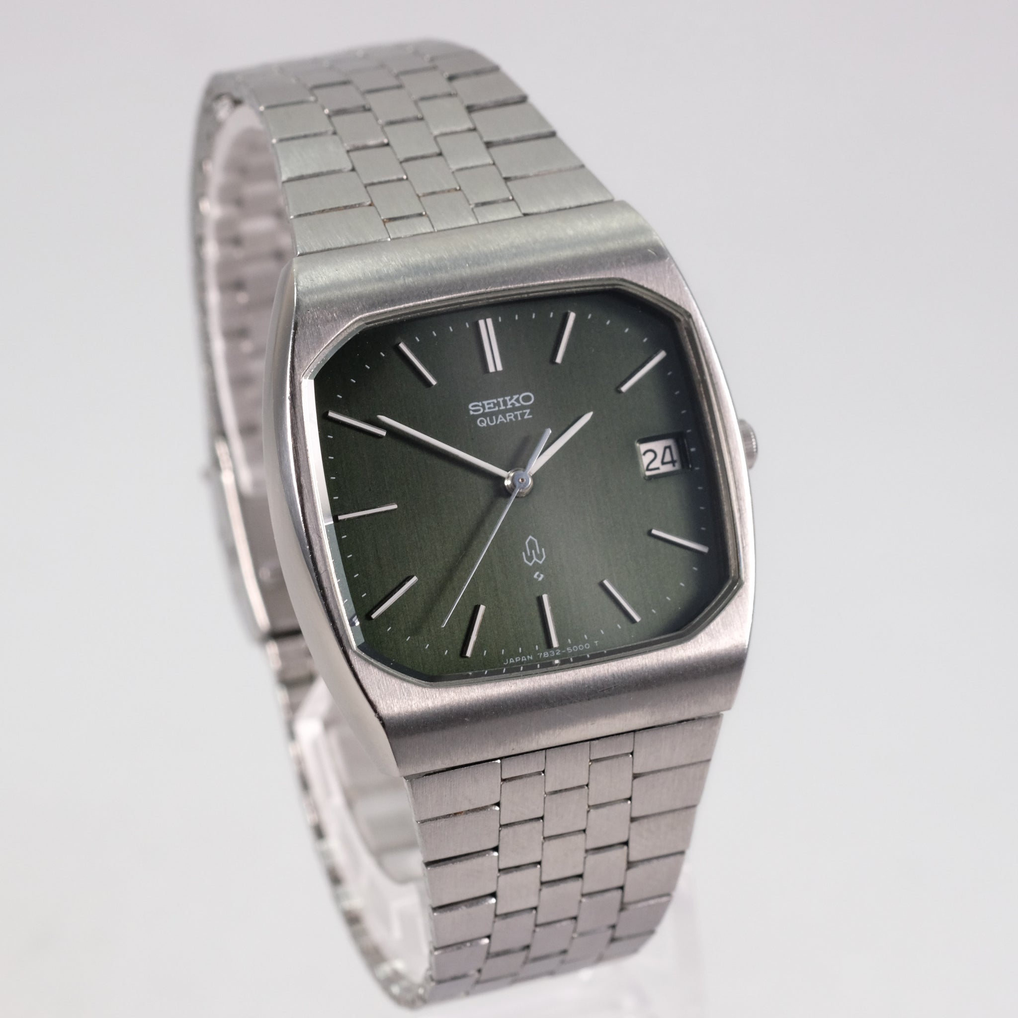 1977 Seiko Emblem Quartz 7832-5000 – TokeiMedic